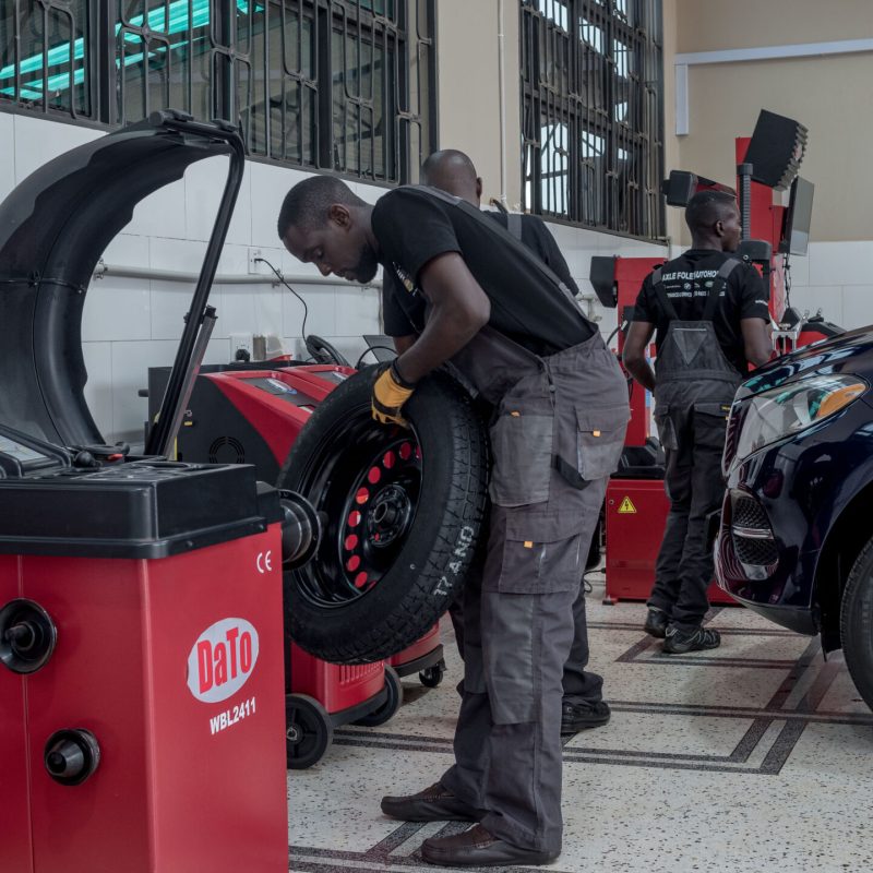 Service Center - Axle Foley Autohouse